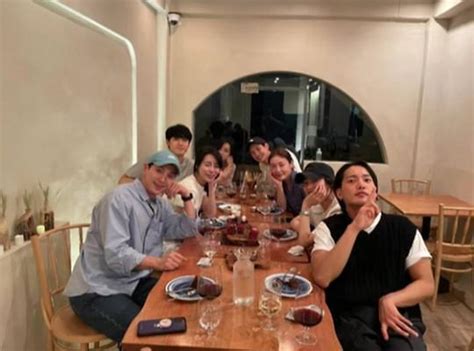 임지연♥이도현 더 글로리 모임서 나란히 앉은 모습 포착 아주경제