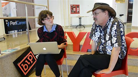 Tsm Smalltalk With Larry Wall Pearl Language Creator