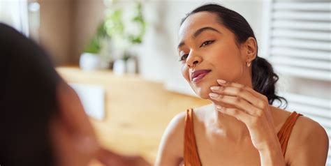 Female Chin Hair 6 Things Hair On Your Chin Can Mean As A Woman