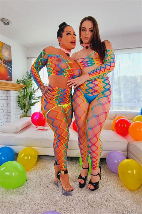 Monica Sophia Sploshing Anal 3 Way Jazz Duro R18hub