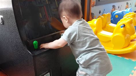 현란한 손놀림 Youtube