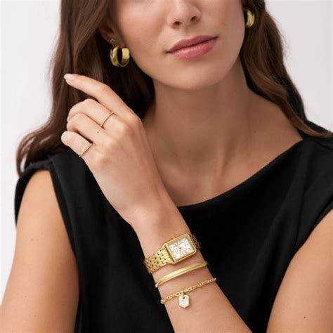 Bracelet Jonc Ouvert Rainuré Harlow En Acier Doré Fossil Ocarat