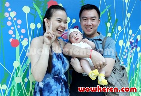 Gambar Foto Winda Viska Dan Dewi Gita Saat Menjadi Sinden Di Acara Opera Van Java Foto 2 Dari 15