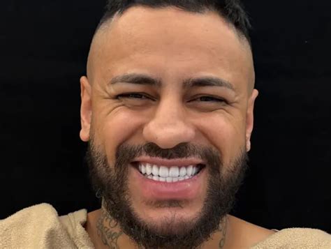 Sósia De Neymar Desembolsa R 40 Mil Para Aumentar Semelhança Com Jogador