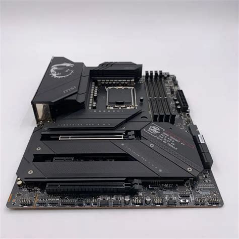 MSI MPG Z790 Carbon WiFi Intel LGA1700 DDR5 Wi Fi 6E ATX Gaming