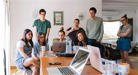 What Is The Role Of A Systems Analyst And What Type Of Work Do They Do