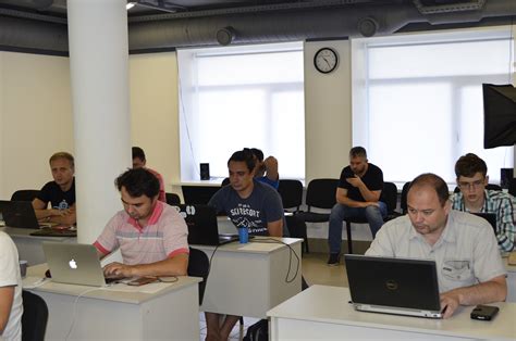 Новый учебный курс от компании Postgres Professional дебютировал в
