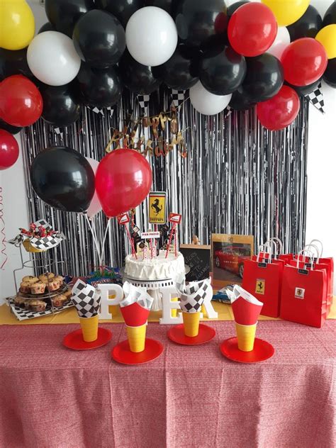 Decoración formula 1 Geburtstag kuchen dekorieren 2 geburtstag