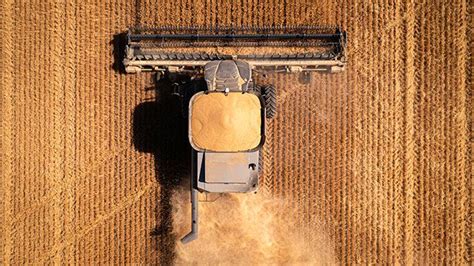 Agco Launches Gleaner T Series Combine