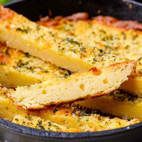 Garlic Butter Keto Skillet Bread Best Keto Garlic Bread Ever Keto Pots