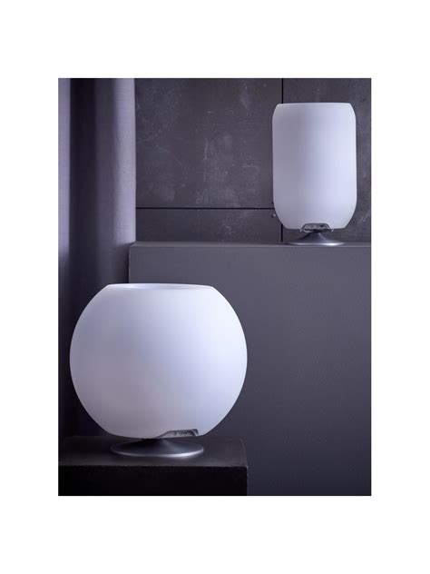 Dimmbare Led Tischlampe Atmos Mit Bluetooth Lautsprecher Westwing