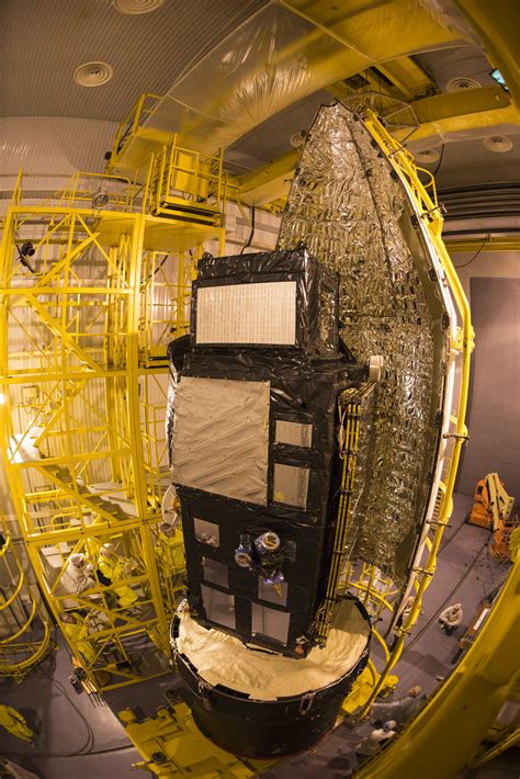 Esa Sentinel 3a Being Encapsulated Within Its Rockot Fairing