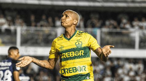 Deyvinho Fala Sobre Sonho De Jogar Pelo Vasco