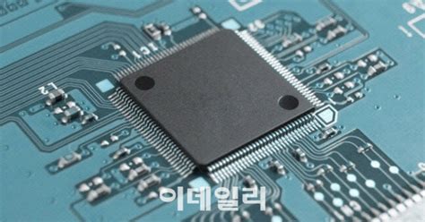 美 중국산 반도체 관세 2025년까지 25→50 상향상보