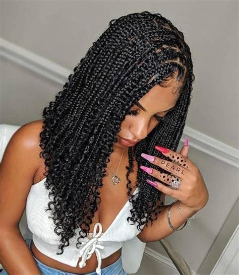 BRAIDS Idée coiffure cheveux crépus Modele coiffure Model de