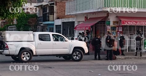 Tatuador De León Es Baleado En Lomas De La Piscina Muere En Hospital