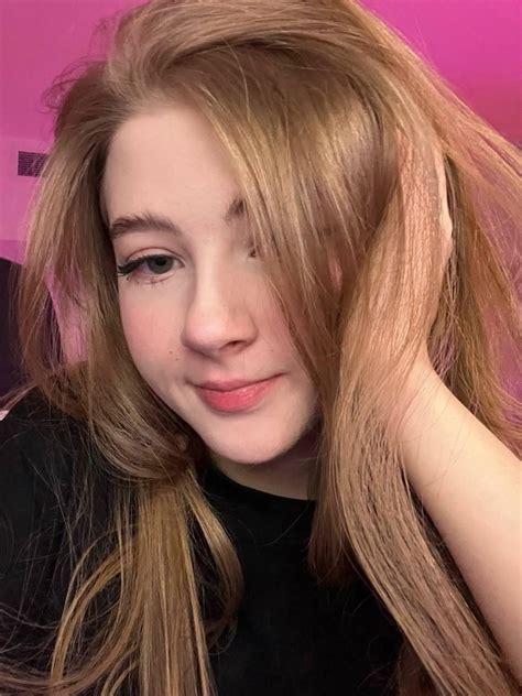 Loveconnect Приветик всем я бы хотела найти парня для общения я очень веселая и