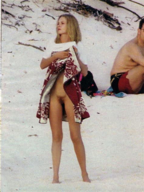Uma Thurman Nude Photos And Videos Celeb Masta