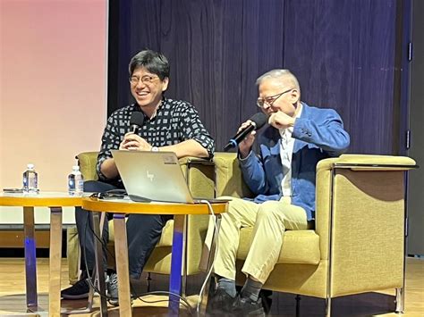 昨天到清華大學和 陳培豐 老師對談「節奏，搖滾，台灣味──從台語歌的『聽感』回溯台灣社會史」，收穫滿滿。陳老師鉅著《歌唱台灣》的續集很快就要
