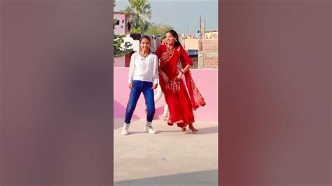 Raja Dere Dere Dala Badi Pala Lagela Aawa Na Choli Mein Rang Dalwala