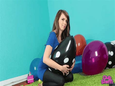 Baloon Fetish Beautiful Girls And Inflatable Items Page 78