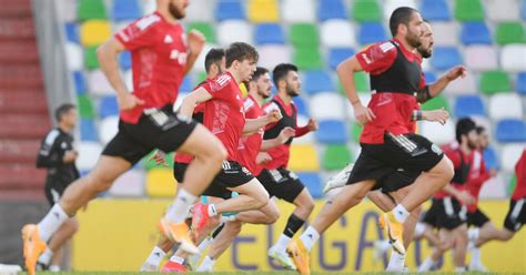 საქართველოს ნაკრებმა მიხეილ მესხის სტადიონზე ივარჯიშა ეროვნული ნაკრები