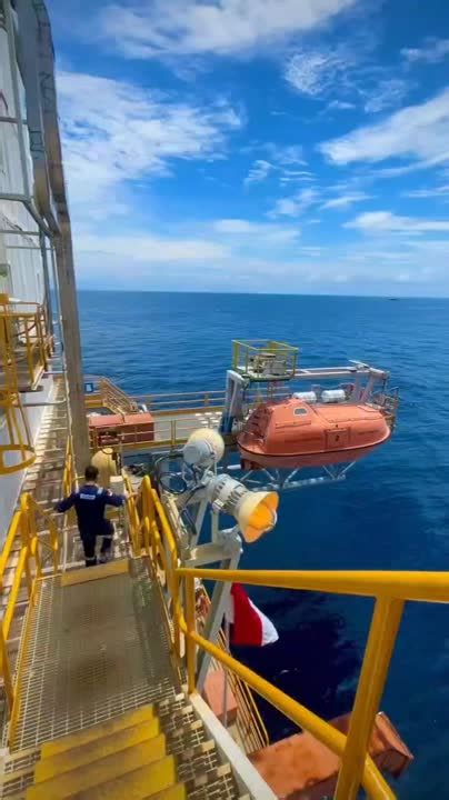 Oil Careers On Linkedin The Offshore Life Do You Like Offshore