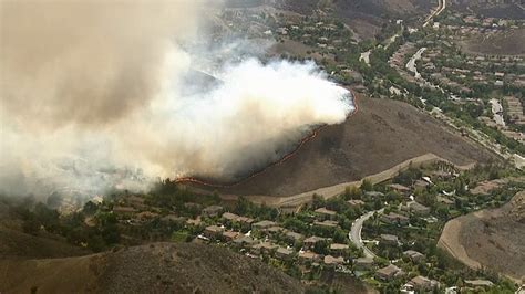 189 Acre Brush Fire In Simi Valley Fully Contained Abc7 Los Angeles