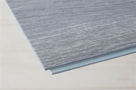 Vinyl Vs Linoleum Flooring Whats The Difference