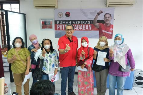Serah Terima PIP Di Rumah Aspirasi Putra Nababan 8 November 2022
