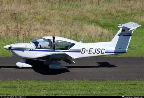 D Ejsc Private Robin R3000 160 Photo By Daniel Schwinn Id 1499142