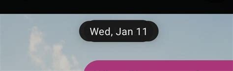 Size Of The Date Indicator When Scrolling Is Different From Dates In