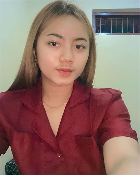 Profil Dan Biodata Rosynta Dewi Lengkap Agama Umur Pacar Dan IG 7up