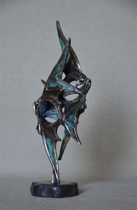 Скулптура Борислав Бонев Малка пластика от бронз Риби Почувствай се като риба във вода