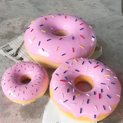 Sweet Store Decor Life Size Resin Fibre Glass Donuts Candy Sculpture