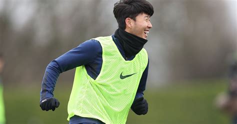 손흥민이 프리미어리그epl 내 이적 가치 25위를 기록하며 새해를 맞이했다 허프포스트코리아