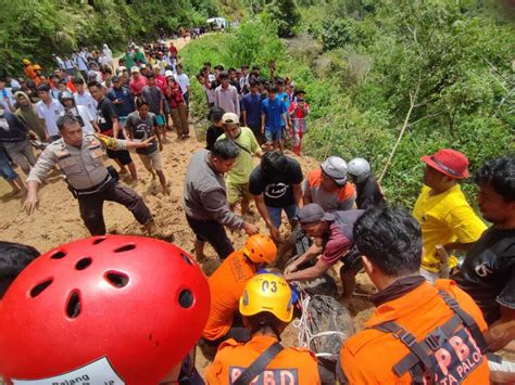 Empat Orang Tewas Akibat Tanah Longsor Di Bastem Kabupaten Luwu