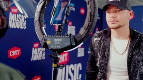 Exclusive Rising Country Star Kane Brown Takes Fans Inside Quarantine