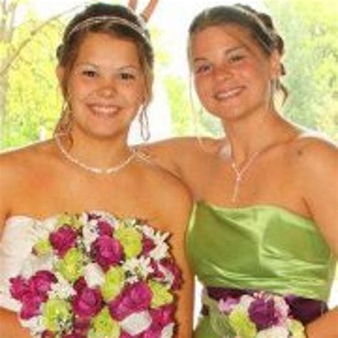 Stream Lara Larson Music Listen To Songs Albums Playlists For Free