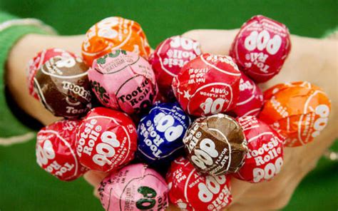 How Many Licks It Actually Takes To Get To The Center Of A Tootsie Pop