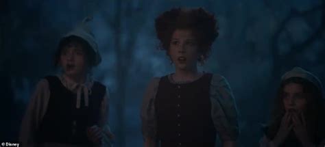 Bette Midler Sarah Jessica Parker And Kathy Najimy Appear In New Hocus
