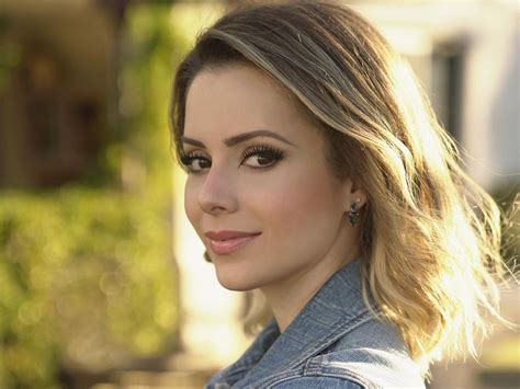 Sandy revela que está saudades dos shows Quem sabe ano que vem