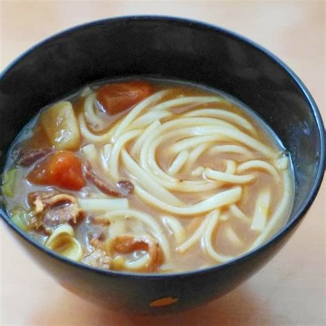 残りカレーのリメイク カレーうどん レシピ・作り方 By エリンギペンギン 楽天レシピ