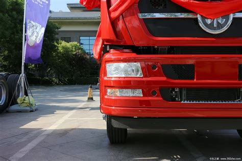 【图】中国重汽 斯太尔d7b重卡 400马力 6x4牵引车 Zz4253n3241e1bn 实拍图片 777301 卡车之家