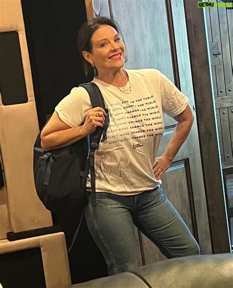 Meredith Salenger Wiki Biography Age Gallery Spouse And More