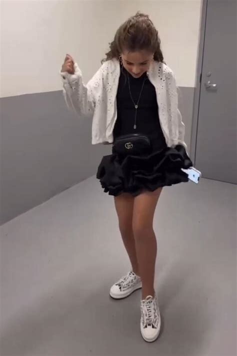 Крутой похвастался успехами красавицы внучки живущей в Америке