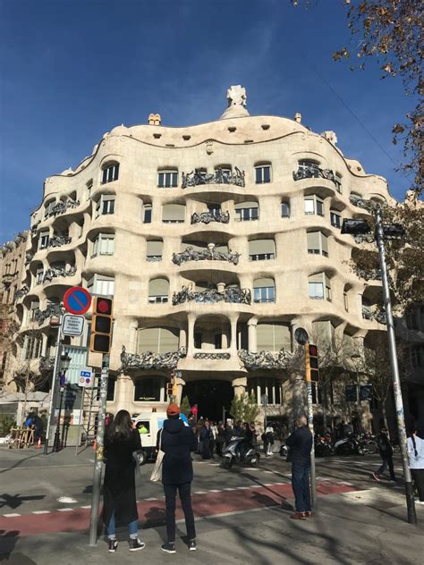 내 돈주고 직접 신청한 바르셀로나 가우디투어야간산책투어 후기 네이버 블로그