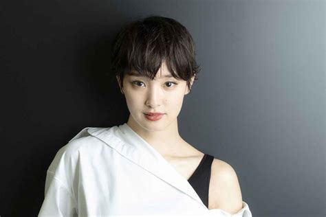 【画像・写真】＜剛力彩芽インタビュー＞昨年芸歴20周年、“大台”に乗るも「こんなちんちくりんな31歳でいいのかと（笑）」 イザ！（1 2枚目）