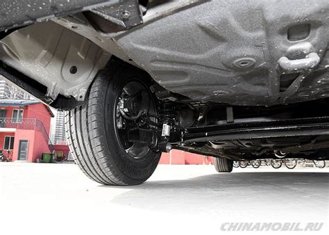 Geely Emgrand EC7 - Chassis and engine.