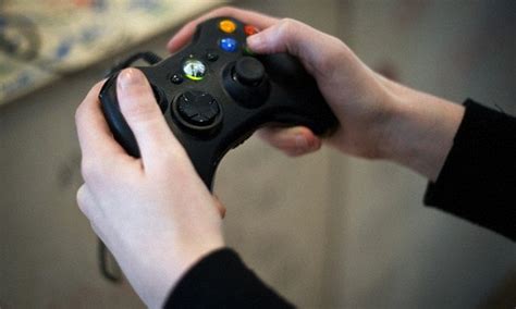 Video Gamers Believe They Are Sexy And Feel Violent Games Make Them Feel Sexier Daily Mail Online